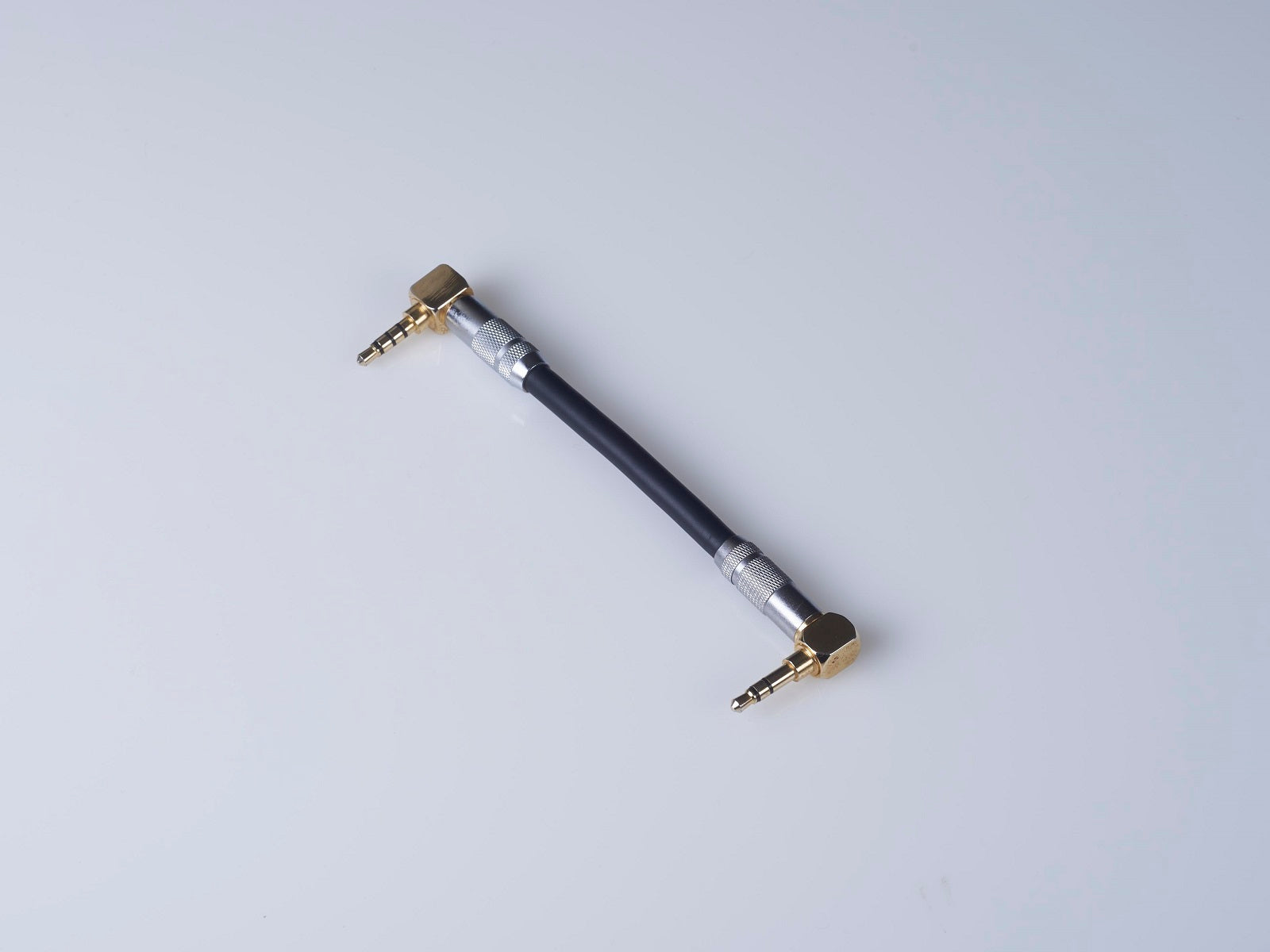 Buy 3.5 mm TRRS to 3.5 mm TRS short Interconnect | Headgear Audio ...